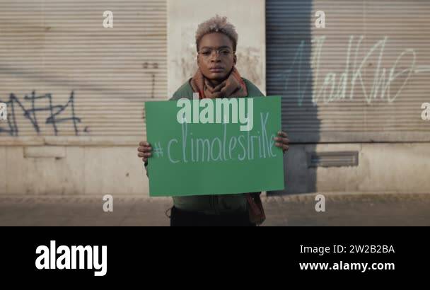 Holding picket sign Stock Videos & Footage - HD and 4K Video Clips - Alamy