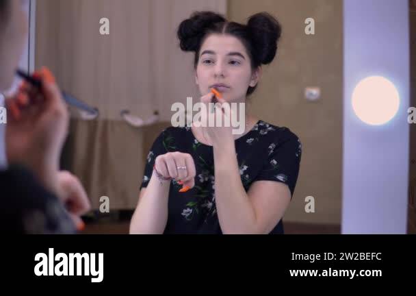 Concealer lips Stock Videos & Footage - HD and 4K Video Clips - Alamy