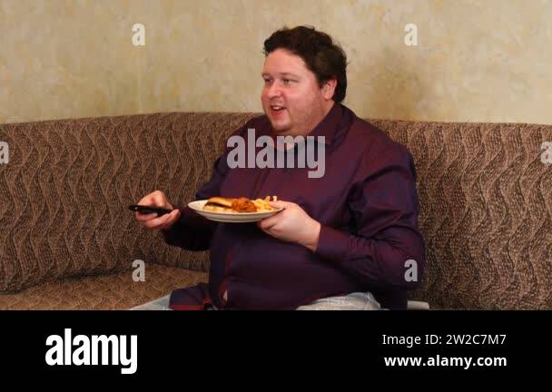 Hungry man tv dinner Stock Videos & Footage - HD and 4K Video Clips - Alamy