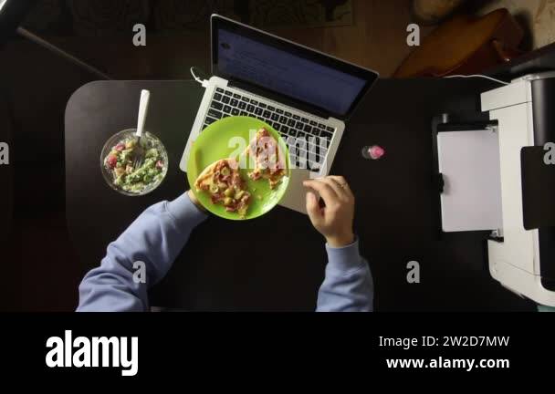 Man eating dinner laptop Stock Videos & Footage - HD and 4K Video Clips ...