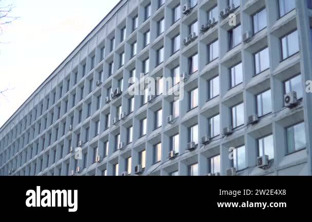 Grandiose house Stock Videos & Footage - HD and 4K Video Clips - Alamy