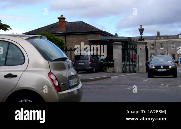 Car passing gate Stock Videos & Footage - HD and 4K Video Clips - Alamy