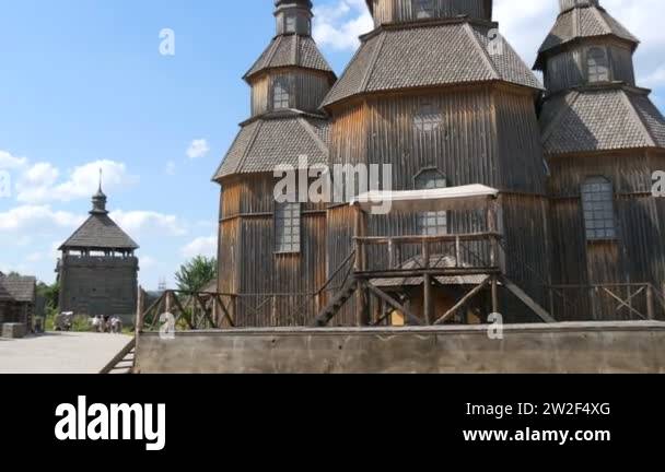 Medieval cradle Stock Videos & Footage - HD and 4K Video Clips - Alamy