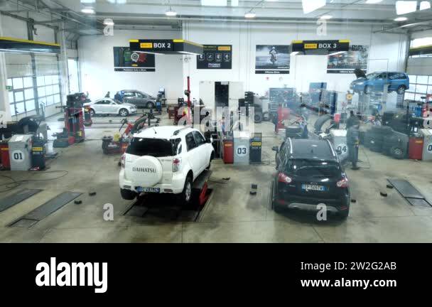 Garage michelin Stock Videos & Footage - HD and 4K Video Clips - Alamy