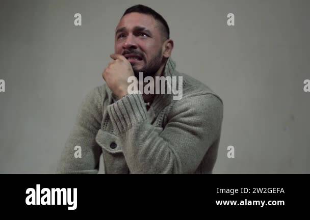 Crying drunk people. Alcoholism, alcohol addiction and people concept ...