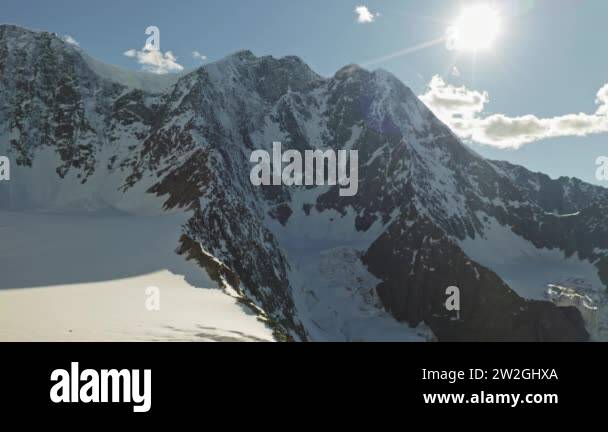 Crown mountain range Stock Videos & Footage - HD and 4K Video Clips - Alamy