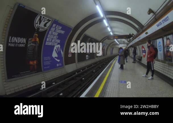 Bakerloo line train Stock Videos & Footage - HD and 4K Video Clips - Alamy