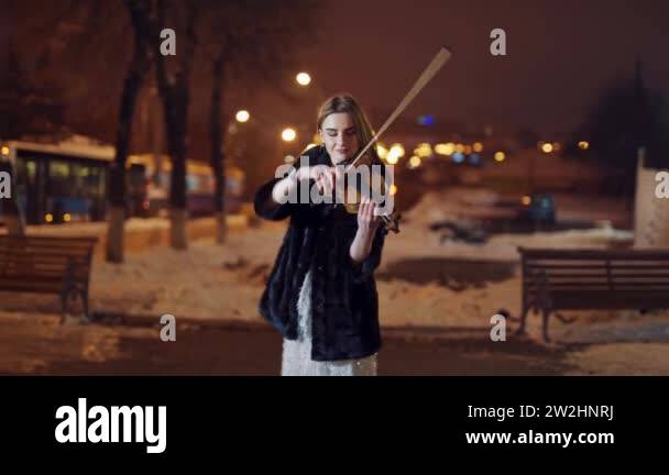 Fiddler on the road Stock Videos & Footage - HD and 4K Video Clips - Alamy