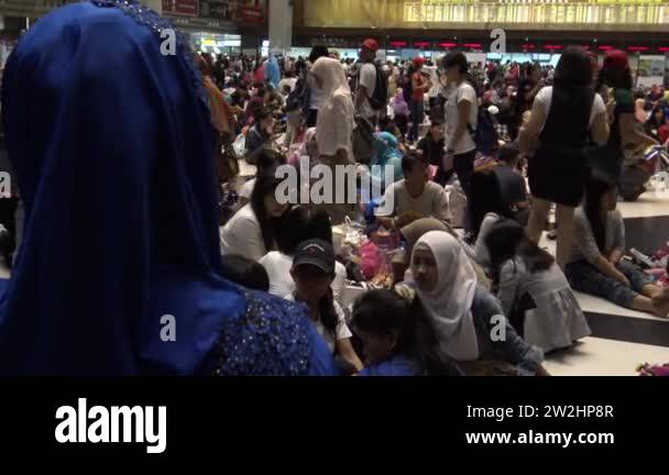 Taipei, Taiwan-10 July, 2016: 4k, Crowd of Muslims are meeting for ...