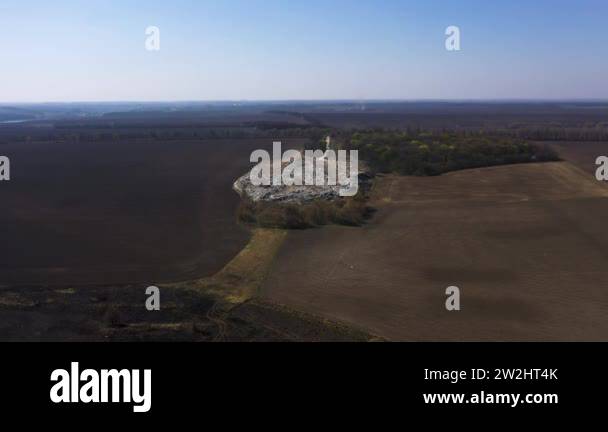 Field waste disposal Stock Videos & Footage - HD and 4K Video Clips - Alamy