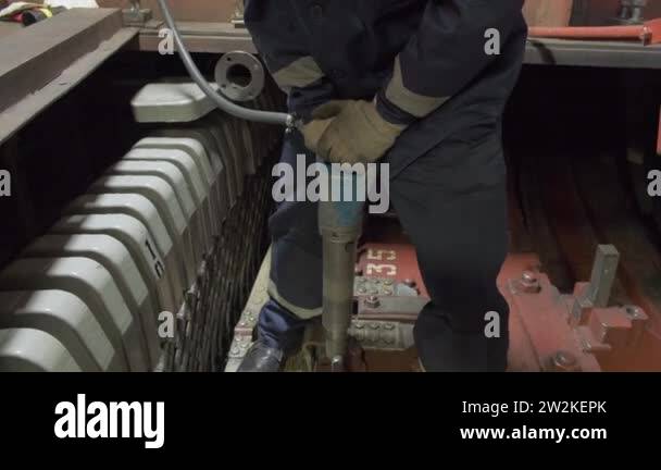Tool repair Stock Videos & Footage - HD and 4K Video Clips - Alamy