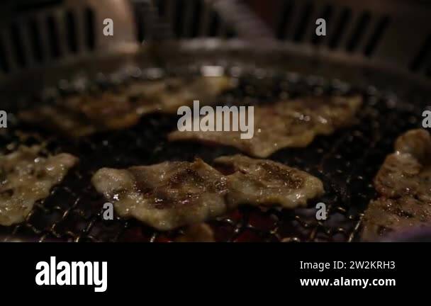 making delicious food BBQ chinese meat in Taiwan in one buffet ...