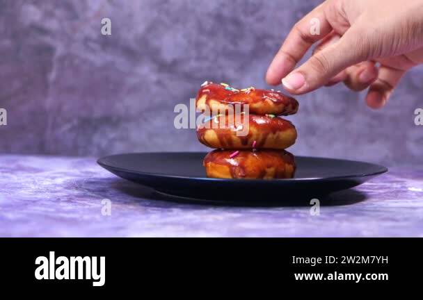 Pick plate Stock Videos & Footage - HD and 4K Video Clips - Alamy
