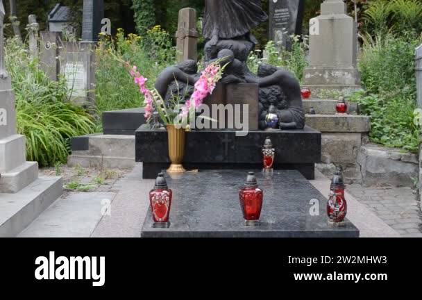 Grave number Stock Videos & Footage - HD and 4K Video Clips - Alamy