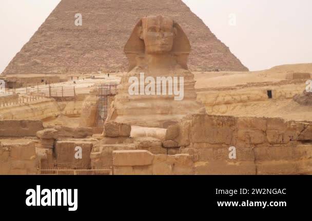 Great Sphinx of Giza, colossal limestone statue of a recumbent sphinx ...