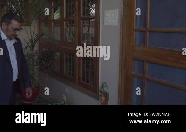 Young postman door bell Stock Videos & Footage - HD and 4K Video Clips ...