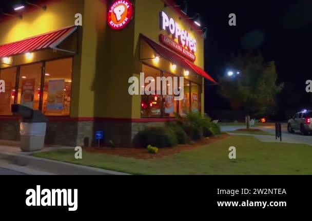 Popeyes signage Stock Videos & Footage - HD and 4K Video Clips - Alamy