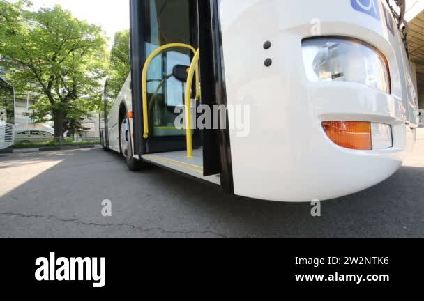 Bus doors Stock Videos & Footage - HD and 4K Video Clips - Alamy
