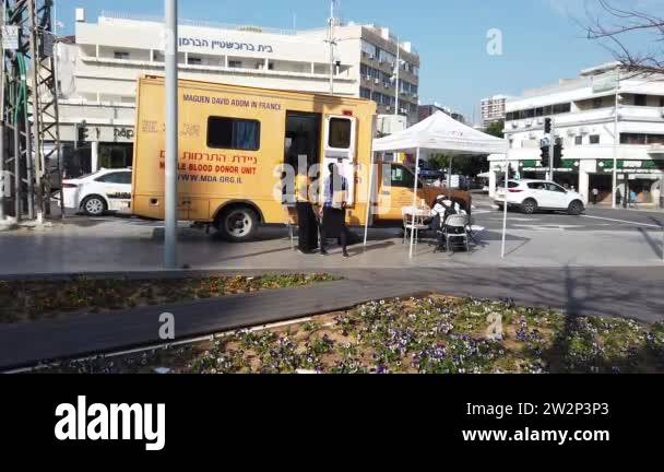 Mobile donor unit Stock Videos & Footage - HD and 4K Video Clips - Alamy