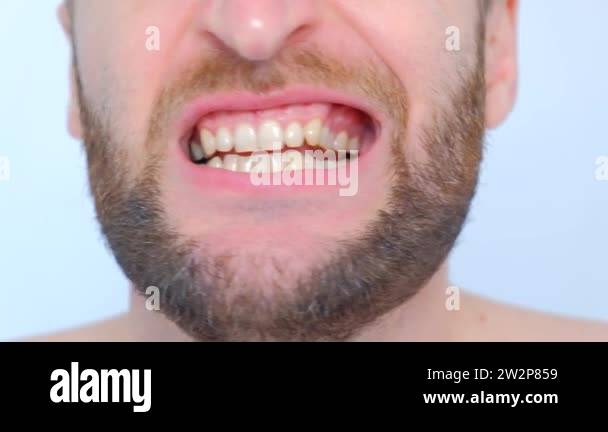 Teeth picking Stock Videos & Footage - HD and 4K Video Clips - Alamy