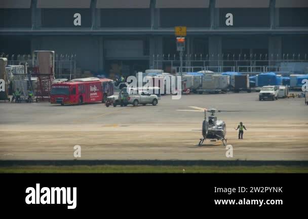 Airliner marshalling aviation supervisor Stock Videos & Footage - HD ...