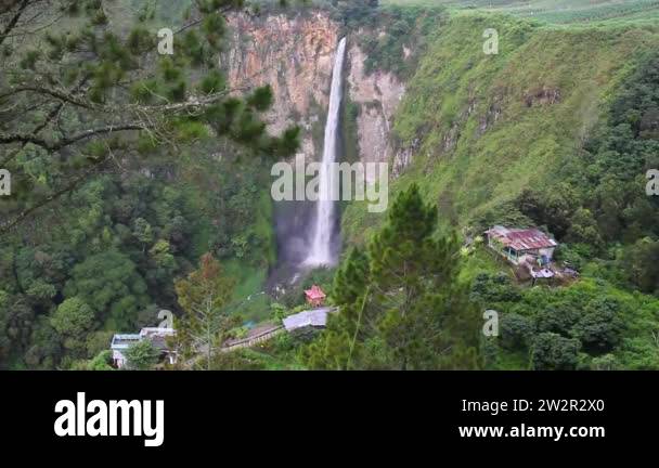River cut off Stock Videos & Footage - HD and 4K Video Clips - Alamy