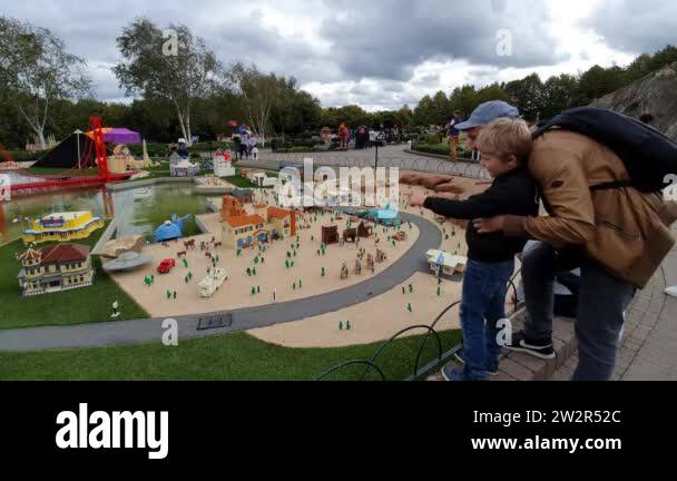 WINDSOR, UNITED KINGDOM - JANUARY 12 2020 - Tourists and kids in ...
