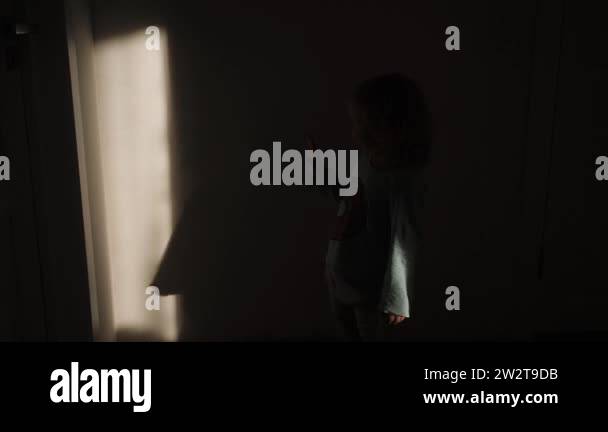 Little girl shadow Stock Videos & Footage - HD and 4K Video Clips - Alamy
