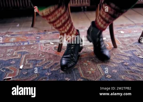 Elves feet Stock Videos & Footage - HD and 4K Video Clips - Alamy