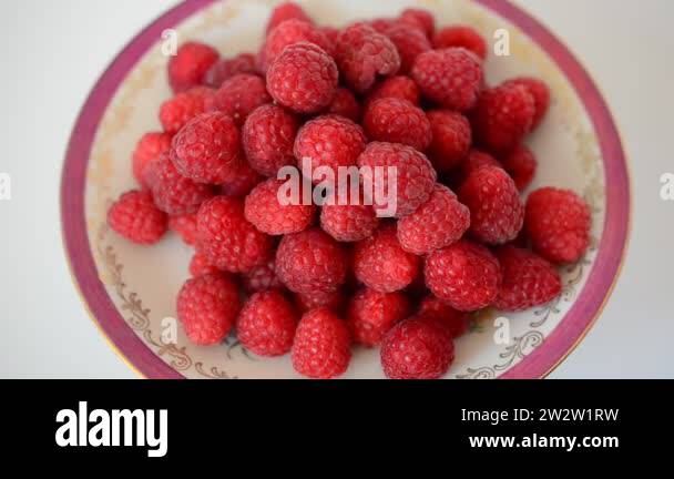 Raspberry cutout Stock Videos & Footage - HD and 4K Video Clips - Alamy