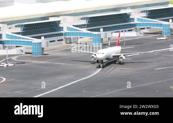 Aerodynamic model Stock Videos & Footage - HD and 4K Video Clips - Alamy