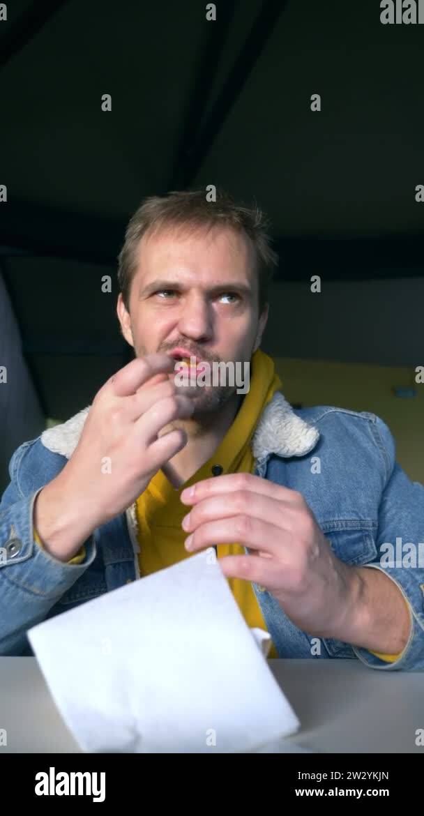 Vertical angry Stock Videos & Footage - HD and 4K Video Clips - Alamy