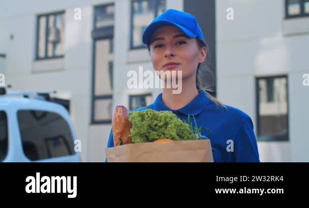 Packet goods Stock Videos & Footage - HD and 4K Video Clips - Alamy