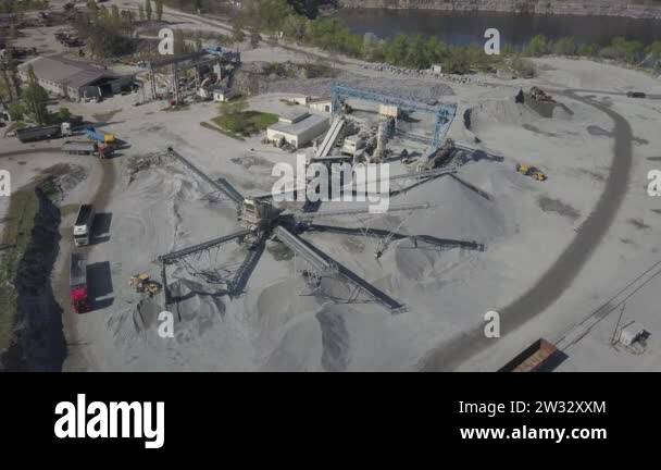 Extraction, washing, sorting and distraction of river gravel. Mining ...