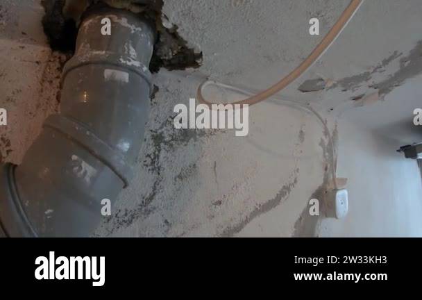 Ceiling falling Stock Videos & Footage - HD and 4K Video Clips - Alamy