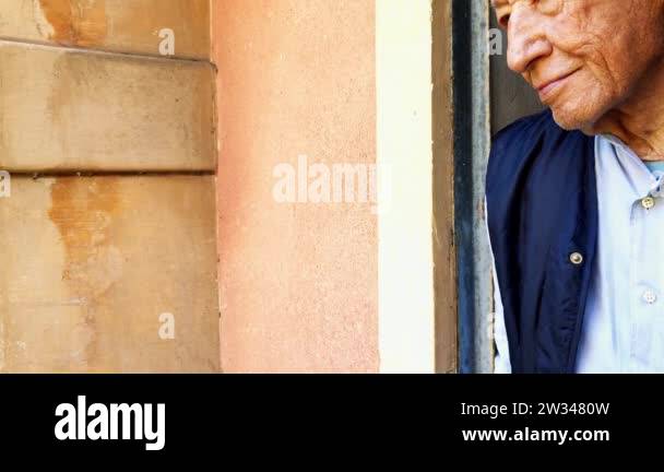 smart food delivery service fresh food to recipient senior older alone ...