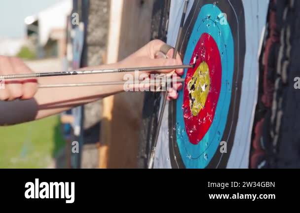 Archery bow arrow Stock Videos & Footage - HD and 4K Video Clips - Alamy