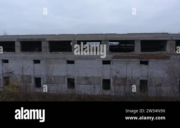 Building boxes Stock Videos & Footage - HD and 4K Video Clips - Alamy