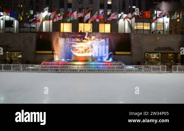 Ice Skating Rink below the Rockefeller Centre building and the ...