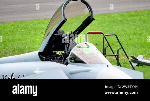 Cockpit view eurofighter typhoon Stock Videos & Footage - HD and 4K ...
