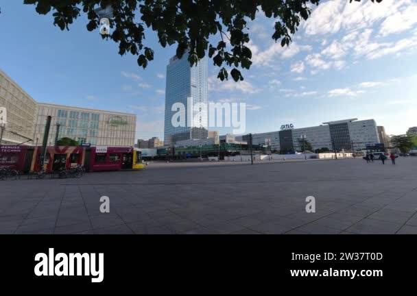 Buildings with alexanderplatz tv tower Stock Videos & Footage - HD and ...
