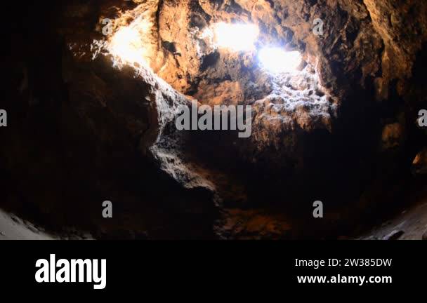 Light inside cave Stock Videos & Footage - HD and 4K Video Clips - Alamy