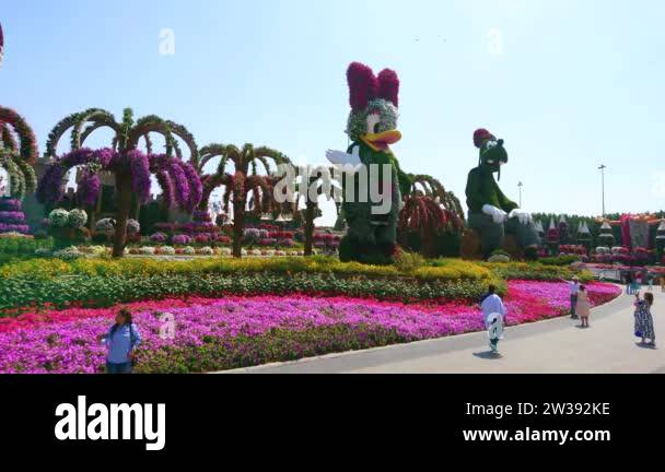 Walt disney characters Stock Videos & Footage - HD and 4K Video Clips ...