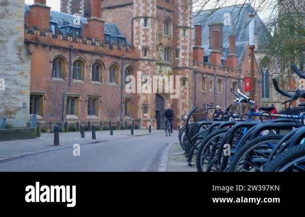 Cambridge student cycle Stock Videos & Footage - HD and 4K Video Clips ...