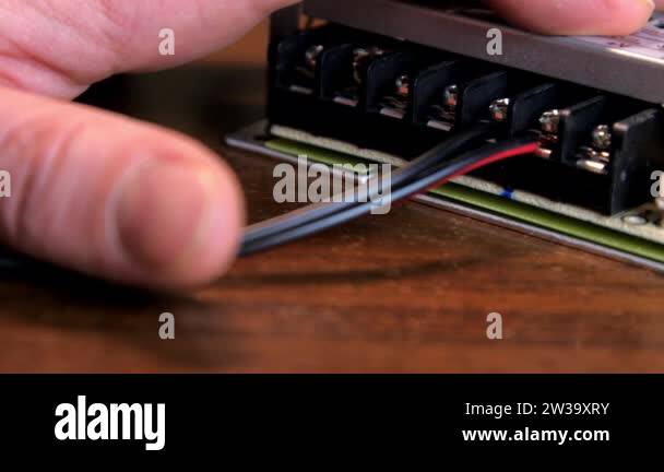 Red and black wires Stock Videos & Footage - HD and 4K Video Clips - Alamy