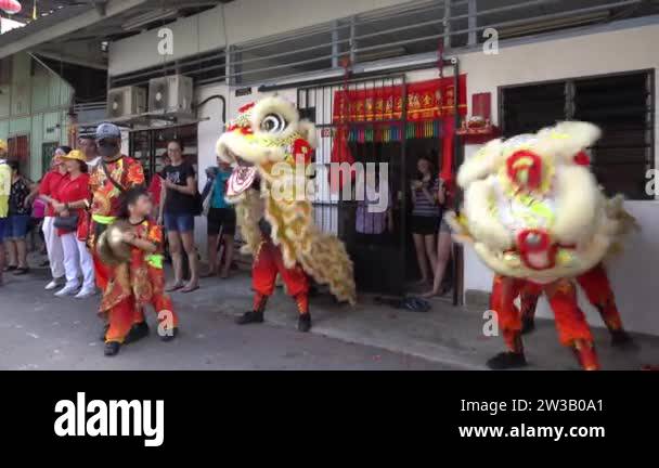 Chinese gong chinese culture Stock Videos & Footage - HD and 4K Video ...