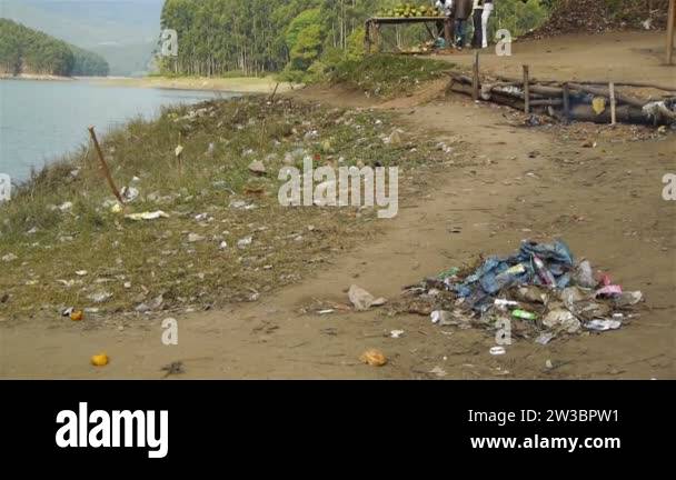 India garbage Stock Videos & Footage - HD and 4K Video Clips - Alamy