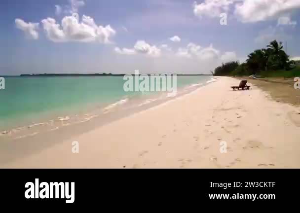 Eleuthera beach Stock Videos & Footage - HD and 4K Video Clips - Alamy