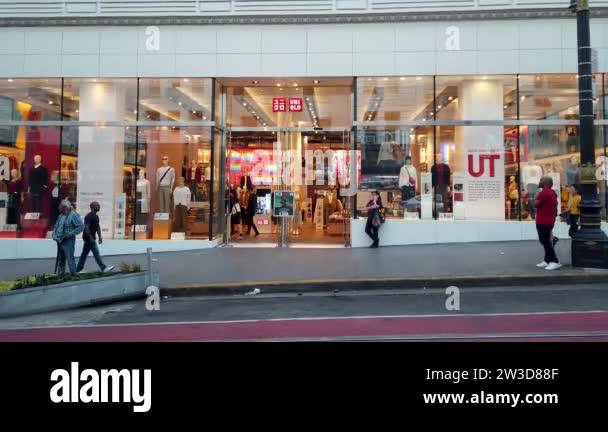 People shopping uniqlo retail Stock Videos & Footage - HD and 4K Video ...