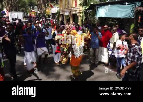 Hindu devotee dance Stock Videos & Footage - HD and 4K Video Clips - Alamy